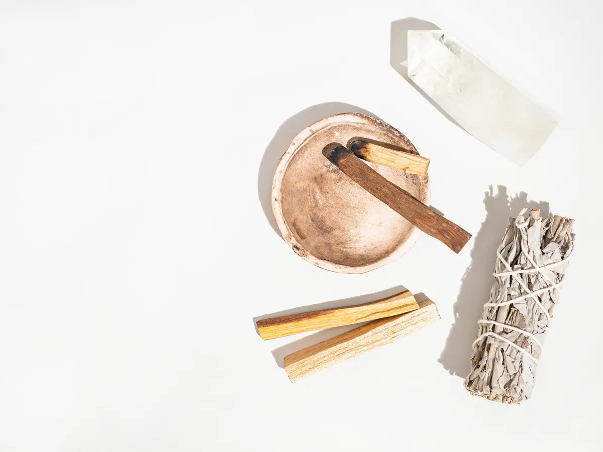 How do you use a smudge stick for the first time | Wellness Apothecary ...